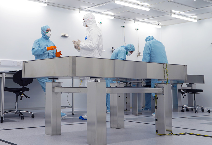 Selecting the Right Cleanroom Materials: What You Need to Know | Dalkia UK